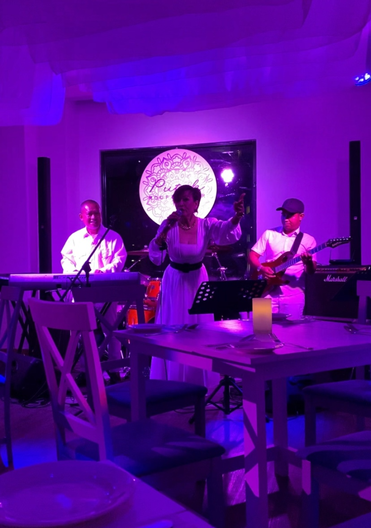 Puteh Rooftop Bar Melaka: The Coolest Bar In Town With Santorini Vibes ...