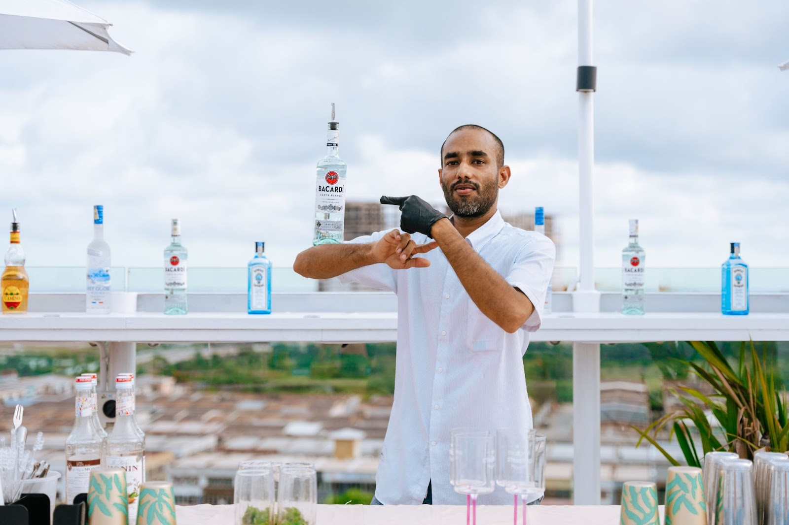 Puteh Rooftop Bar Melaka: The Coolest Bar In Town With Santorini Vibes ...