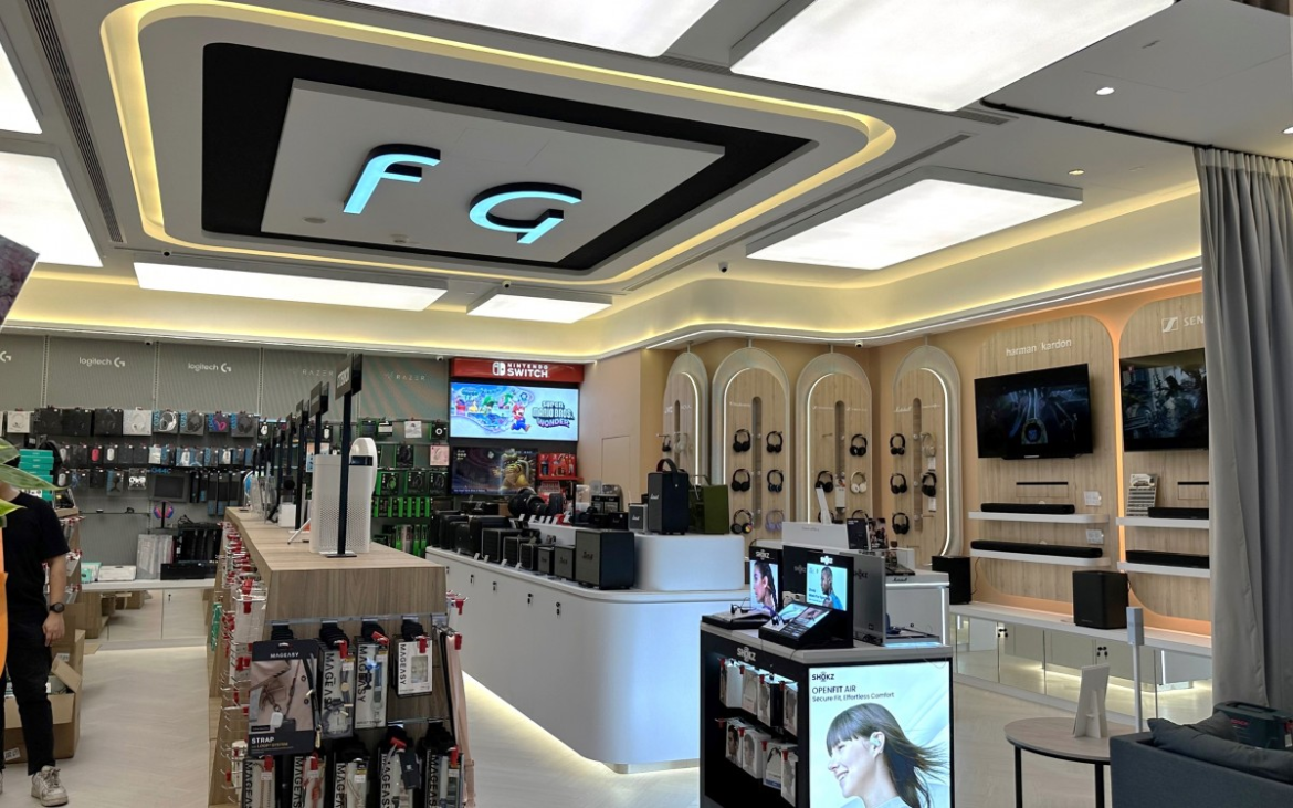 Top 10 Gadgets & Electronic Stores In Malaysia | The Kind Helper